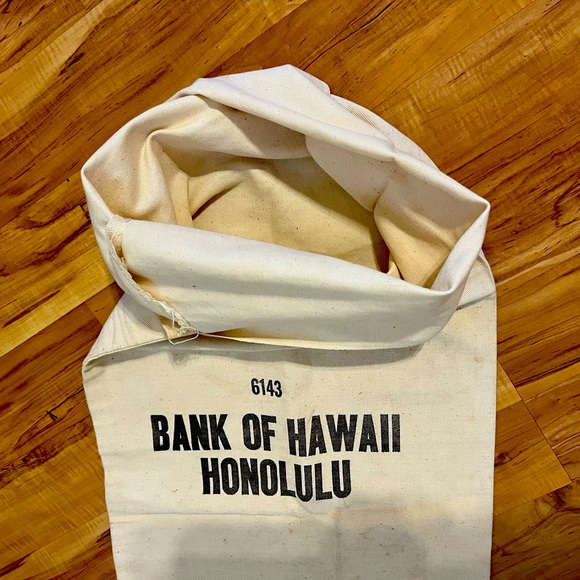 Other | Big Money Bag Bank Of Hawaii Honolulu Deposit Sack Canvas ...